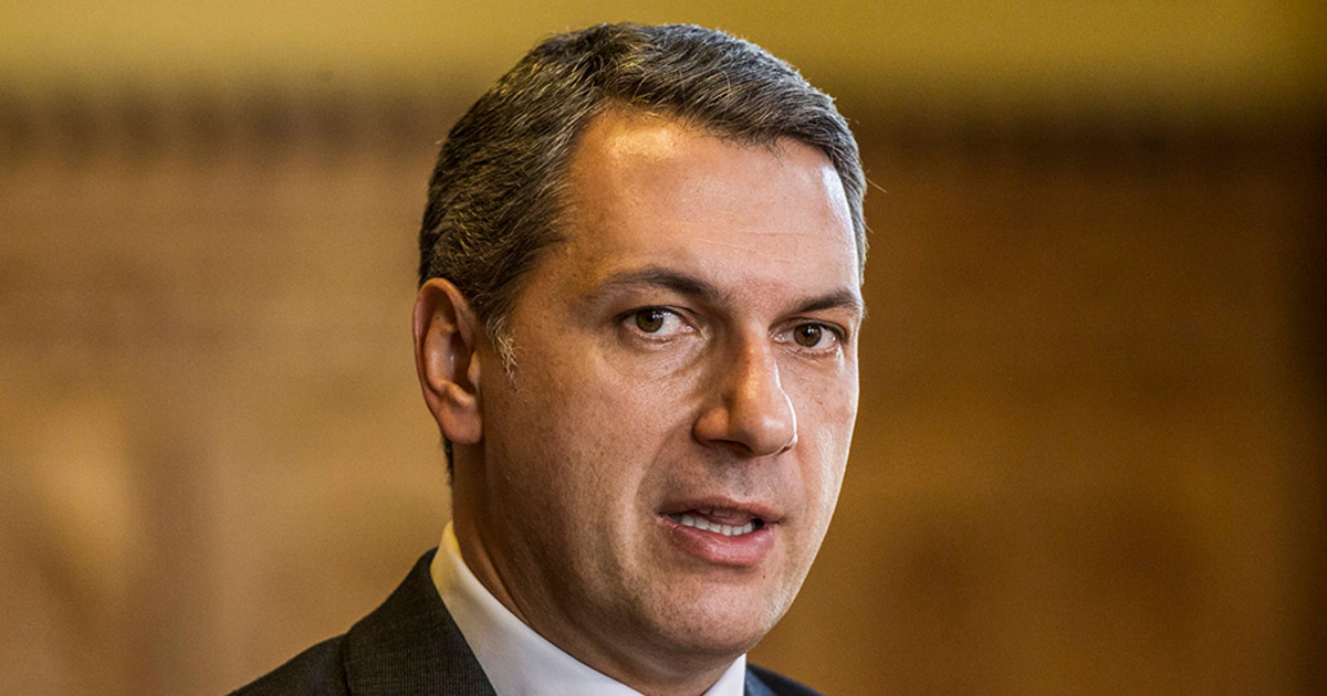Lázár János: Az olaj folyjon, ne a vér! | Demokrata