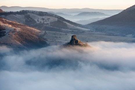 Mondanám, hogy a hegyek… | Demokrata