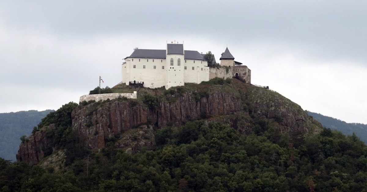 Felújították a füzéri várat | Demokrata