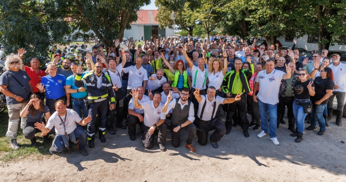 Nagy értékű felajánlást tett az M1 Flotta a Vérlovagoknak | Demokrata