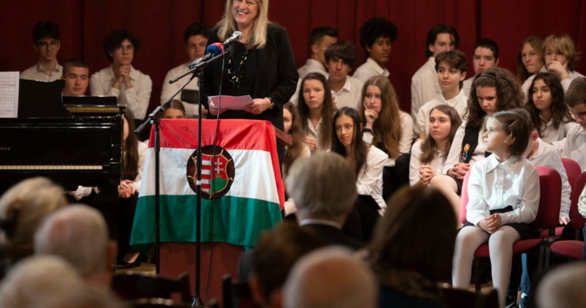 Schmidt Mária: 1956 jelentősége és üzenete a feltétlen szabadságvágy ...