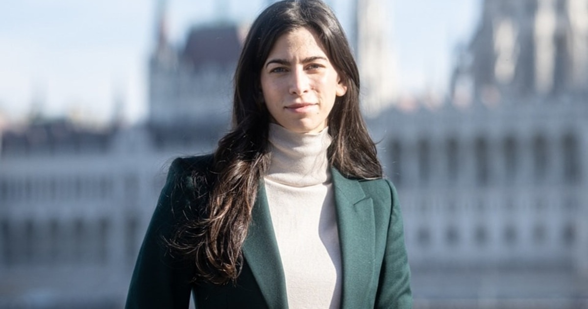 Szentkirályi Alexandra: Az szervez nőjogi konferenciát, aki bántalmazta a feleségét | Demokrata